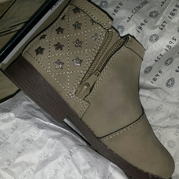 OshKosh B'gosh | Shoes | Oshkosh Toddler Girl Boots | Poshmark